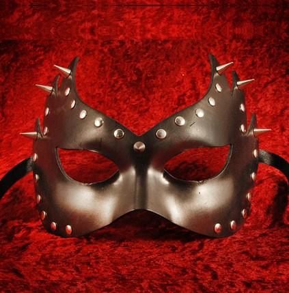 Fiamma Graz A Spiked Leather Devil Masquerade Mask | VIVO Masks