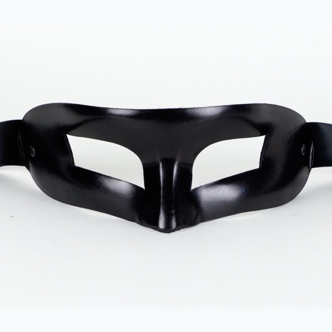Mado Leather Black Masquerade Mask | VIVO Masks