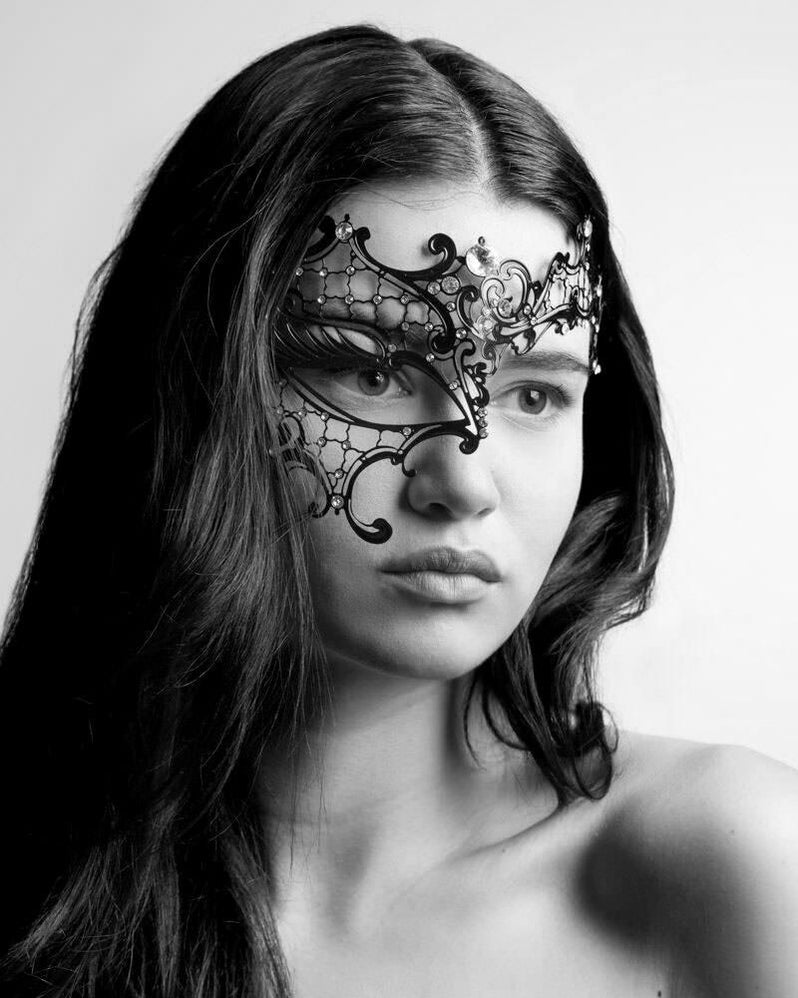 Gold Masquerade Masks - Gold Venetian Masks | VIVO Masks